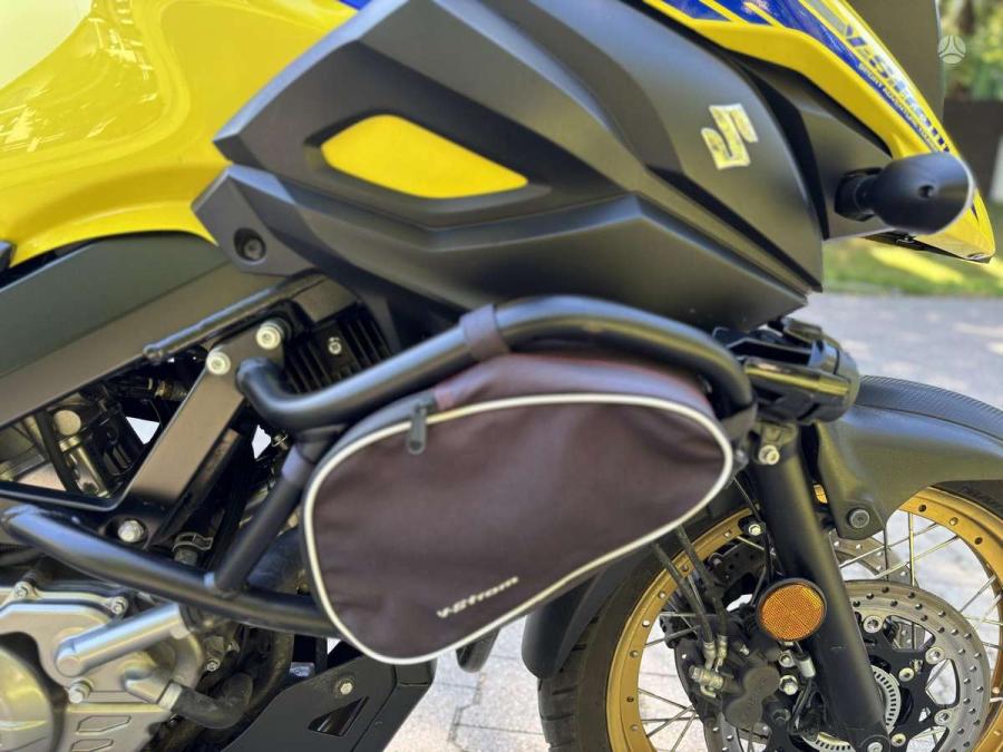 Yellow Suzuki DL 2022 in Vilnius, with an engine capacity of 0.65 L and mileage of 19 thousand km for 6099 €, photo 19 on AUTOMOTO.COM.LV