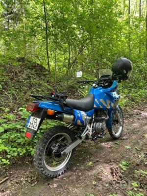 Suzuki DR 650 1991 in Valmiera, with an engine capacity of 0.65 L and mileage of 0 thousand km for 1350 €, photo 3 on AUTOMOTO.COM.LV