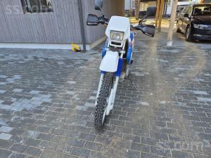 Suzuki DR 650 1994 Rīga, ar dzinēja tilpumu 0.65 L un nobraukumu 0 tūkst. km par 2000 €, foto 2 vietnē AUTOMOTO.COM.LV