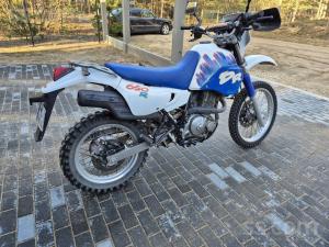 Suzuki DR 650 1994 Rīga, ar dzinēja tilpumu 0.65 L un nobraukumu 0 tūkst. km par 2000 €, foto 3 vietnē AUTOMOTO.COM.LV