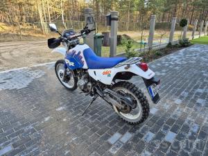 Suzuki DR 650 1994 Rīga, ar dzinēja tilpumu 0.65 L un nobraukumu 0 tūkst. km par 2000 €, foto 4 vietnē AUTOMOTO.COM.LV