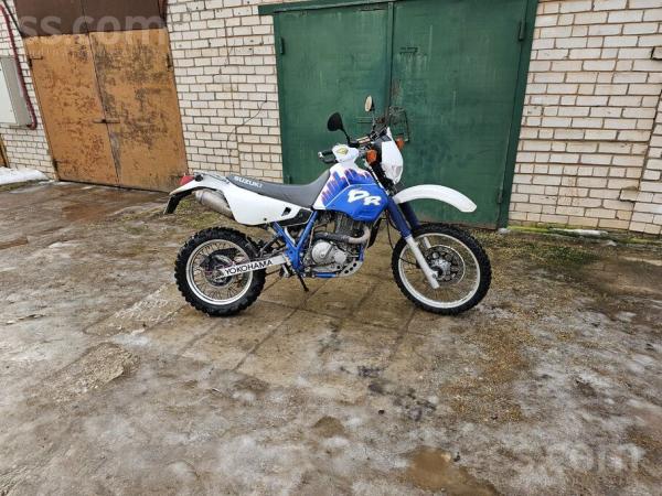Сузуки DR 650 1994 в Бауска, объемом двигателя 0.65 л и пробегом 0 тыс. км за 1550 €, фото 6 на AUTOMOTO.COM.LV