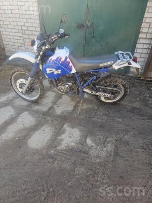 Suzuki DR 650 1994 in Bauska, with an engine capacity of 0.65 L and mileage of 0 thousand km for 1550 €, photo 3 on AUTOMOTO.COM.LV