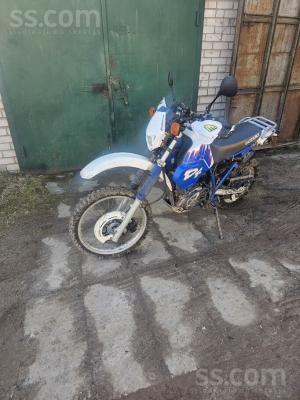 Suzuki DR 650 1994 in Bauska, with an engine capacity of 0.65 L and mileage of 0 thousand km for 1550 €, photo 5 on AUTOMOTO.COM.LV