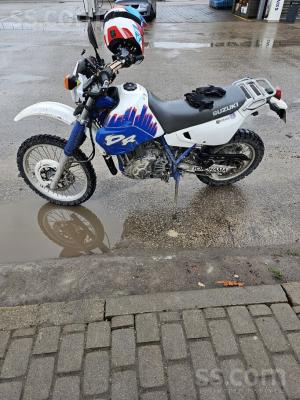 Suzuki DR 650 1994 in Bauska, with an engine capacity of 0.65 L and mileage of 0 thousand km for 1550 €, photo 6 on AUTOMOTO.COM.LV