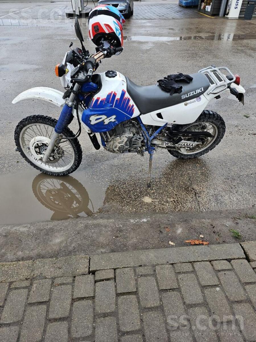 Suzuki DR 650 1994 in Bauska, with an engine capacity of 0.65 L and mileage of 0 thousand km for 1550 €, photo 6 on AUTOMOTO.COM.LV