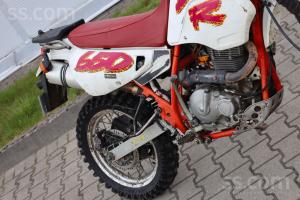 Suzuki DR 650 1995 in Riga, with an engine capacity of 0.65 L and mileage of 0 thousand km for 1495 €, photo 5 on AUTOMOTO.COM.LV