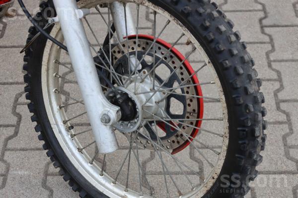 Suzuki DR 650 1995 in Riga, with an engine capacity of 0.65 L and mileage of 0 thousand km for 1495 €, photo 5 on AUTOMOTO.COM.LV