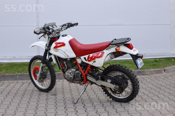 Suzuki DR 650 1995 in Riga, with an engine capacity of 0.65 L and mileage of 0 thousand km for 1495 €, photo 6 on AUTOMOTO.COM.LV