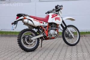 Suzuki DR 650 1995 in Riga, with an engine capacity of 0.65 L and mileage of 0 thousand km for 1495 €, photo 10 on AUTOMOTO.COM.LV