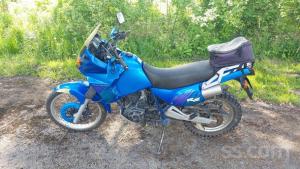 Suzuki DR 650 2000 in Rezekne, with an engine capacity of 0.64 L and mileage of 0 thousand km for 1600 €, photo 3 on AUTOMOTO.COM.LV