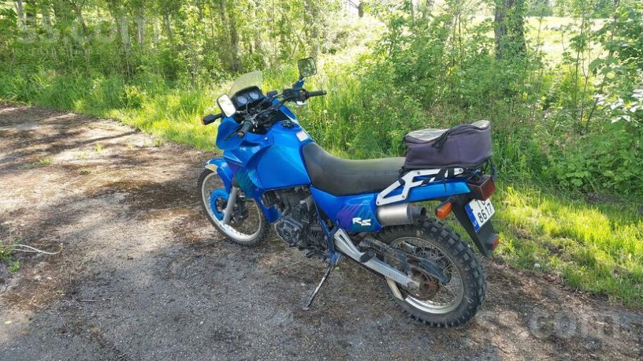 Suzuki DR 650 2000 in Rezekne, with an engine capacity of 0.64 L and mileage of 0 thousand km for 1600 €, photo 4 on AUTOMOTO.COM.LV