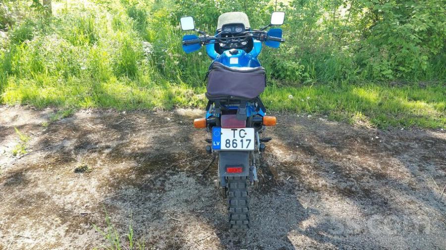 Suzuki DR 650 2000 in Rezekne, with an engine capacity of 0.64 L and mileage of 0 thousand km for 1600 €, photo 9 on AUTOMOTO.COM.LV