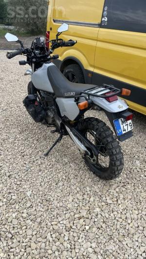 Suzuki DR 650SE 1996 Rīga, ar dzinēja tilpumu 0.65 L un nobraukumu 0 tūkst. km par 3416 €, foto 3 vietnē AUTOMOTO.COM.LV