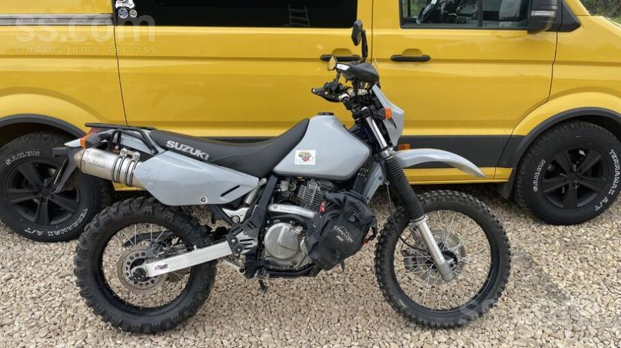 Suzuki DR 650SE 1996 Rīga, ar dzinēja tilpumu 0.65 L un nobraukumu 0 tūkst. km par 3416 €, foto 5 vietnē AUTOMOTO.COM.LV