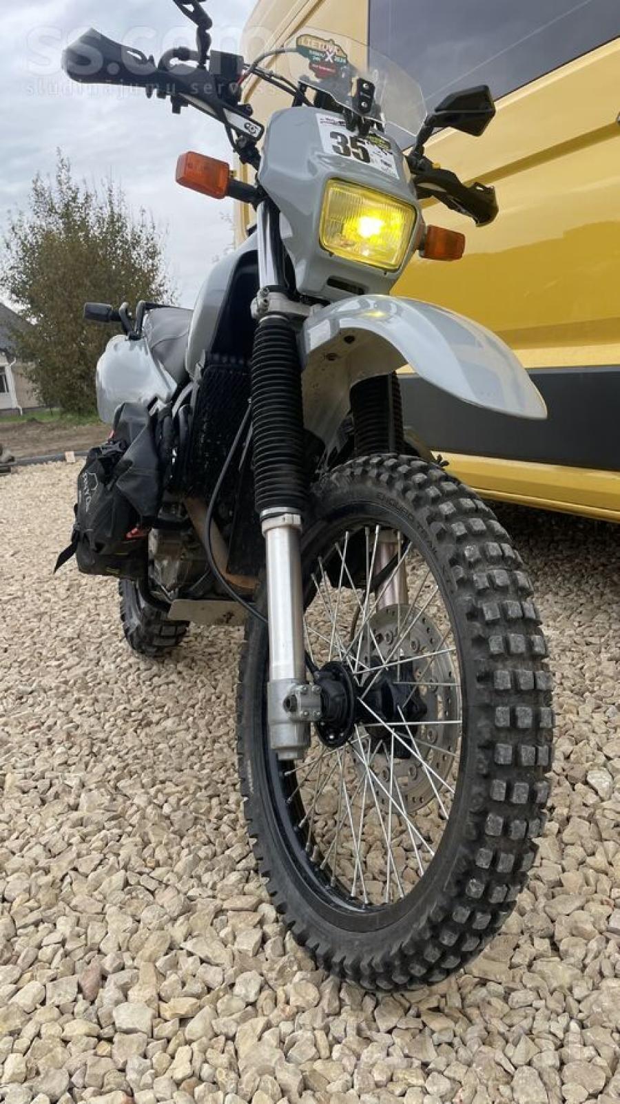 Suzuki DR 650SE 1996 Rīga, ar dzinēja tilpumu 0.65 L un nobraukumu 0 tūkst. km par 3416 €, foto 9 vietnē AUTOMOTO.COM.LV