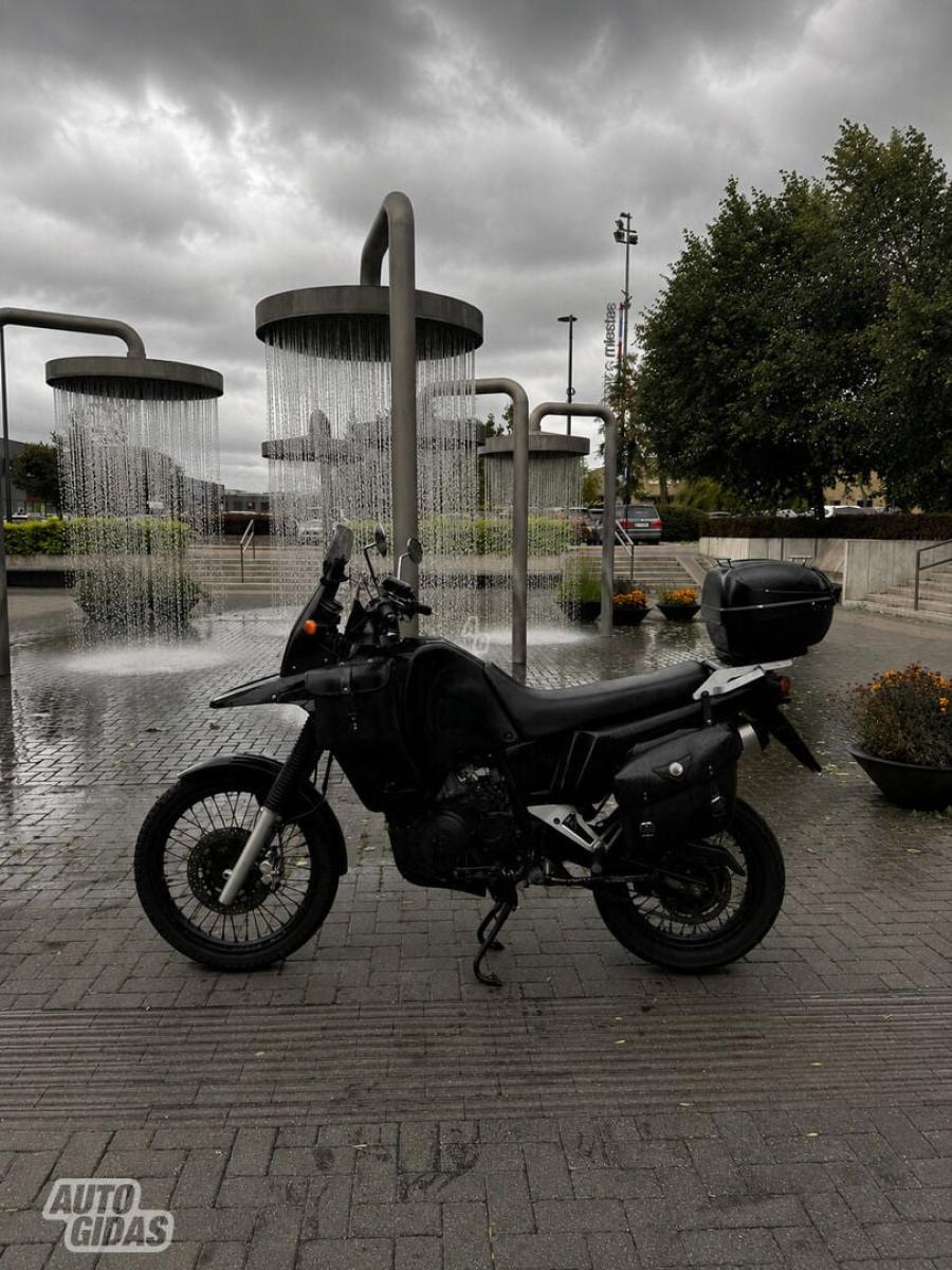 Black Suzuki DR 1993 in Vilnius, with an engine capacity of 0.80 L and mileage of 4 thousand km for 2150 €, photo 1 on AUTOMOTO.COM.LV