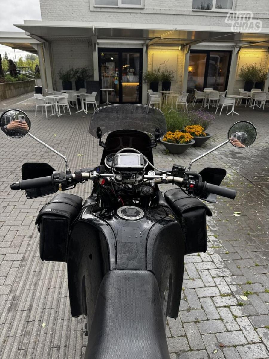 Black Suzuki DR 1993 in Vilnius, with an engine capacity of 0.80 L and mileage of 4 thousand km for 2150 €, photo 8 on AUTOMOTO.COM.LV