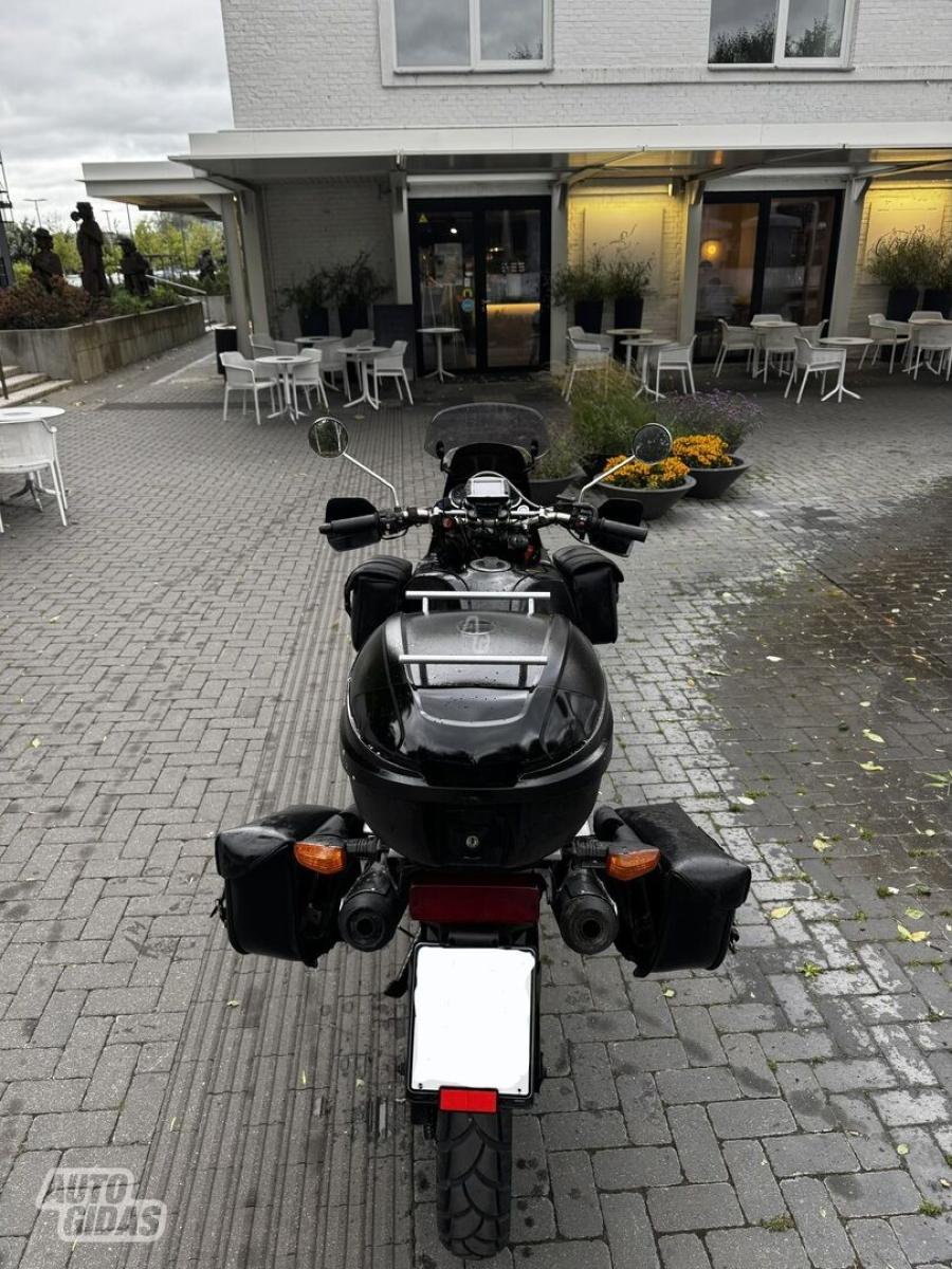 Black Suzuki DR 1993 in Vilnius, with an engine capacity of 0.80 L and mileage of 4 thousand km for 2150 €, photo 9 on AUTOMOTO.COM.LV