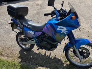 Blue Suzuki DR 1992 in Vilnius, with an engine capacity of 0.65 L and mileage of 42 thousand km for 1650 €, photo 6 on AUTOMOTO.COM.LV
