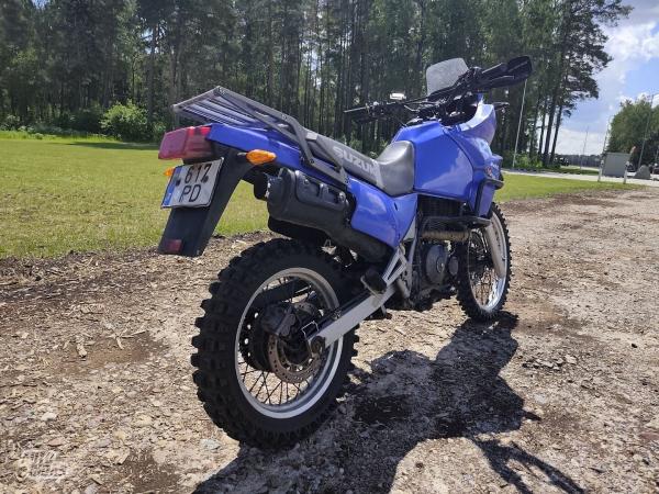 Zils Suzuki DR 1994 Kauņa, ar dzinēja tilpumu 0.65 L un nobraukumu 41 tūkst. km par 1700 €, foto 3 vietnē AUTOMOTO.COM.LV