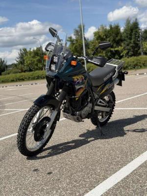 Green Suzuki DR 1995 in Vilnius, with an engine capacity of 0.65 L and mileage of 43 thousand km for 2600 €, photo 3 on AUTOMOTO.COM.LV