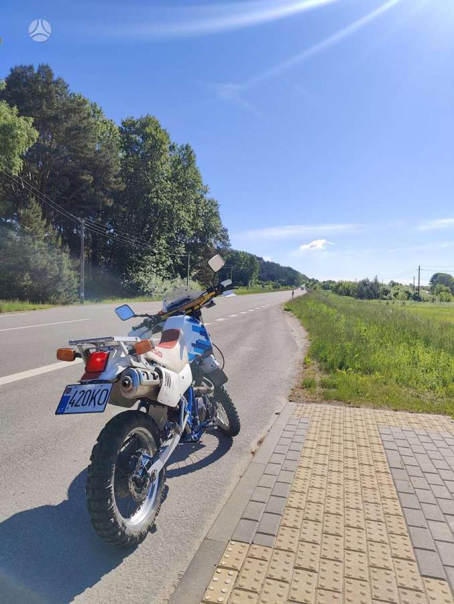Suzuki DR 1990 Kauņa, ar dzinēja tilpumu 0.65 L un nobraukumu 41 tūkst. km par 3199 €, foto 3 vietnē AUTOMOTO.COM.LV