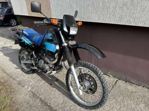 Suzuki DR 1994 Tauragė, ar dzinēja tilpumu 0.65 L un nobraukumu 38 tūkst. km par 1940 €, foto 5 vietnē AUTOMOTO.COM.LV