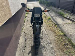 Suzuki DR 1994 Tauragė, ar dzinēja tilpumu 0.65 L un nobraukumu 38 tūkst. km par 1940 €, foto 9 vietnē AUTOMOTO.COM.LV