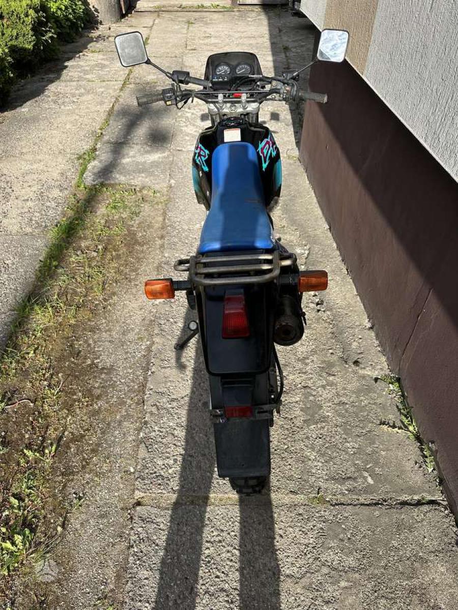Suzuki DR 1994 Tauragė, ar dzinēja tilpumu 0.65 L un nobraukumu 38 tūkst. km par 1940 €, foto 11 vietnē AUTOMOTO.COM.LV