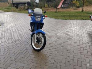Suzuki DR 1998 Vievis, ar dzinēja tilpumu 0.64 L un nobraukumu 42 tūkst. km par 1500 €, foto 3 vietnē AUTOMOTO.COM.LV