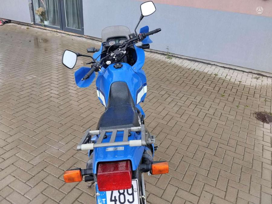 Suzuki DR 1998 Vievis, ar dzinēja tilpumu 0.64 L un nobraukumu 42 tūkst. km par 1500 €, foto 7 vietnē AUTOMOTO.COM.LV