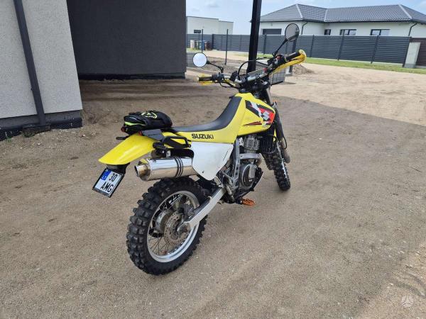 Suzuki DR 2005 in Kaunas, with an engine capacity of 0.65 L and mileage of 19 thousand km for 3300 €, photo 4 on AUTOMOTO.COM.LV