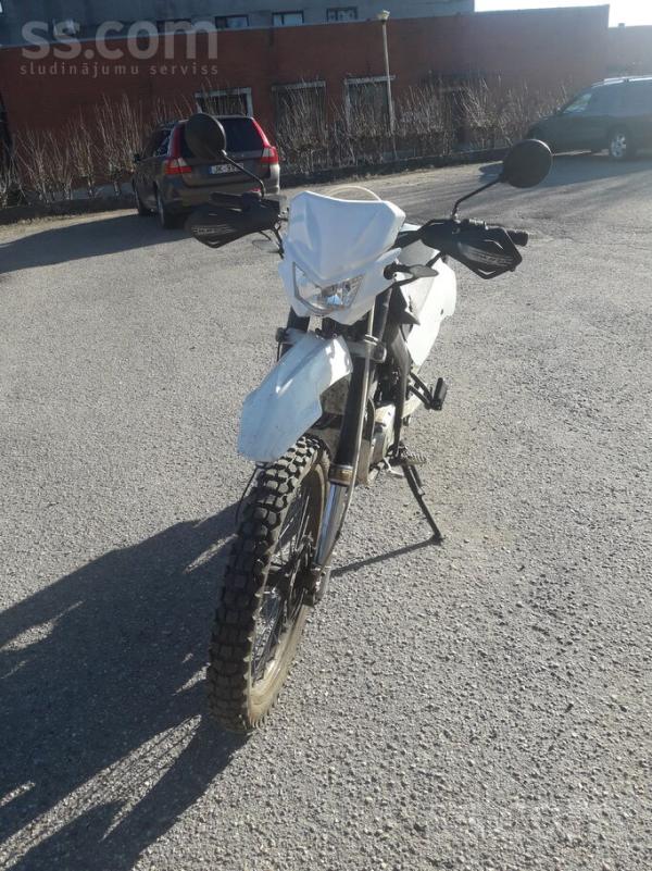 Suzuki DR 2013 Rīga, ar dzinēja tilpumu 0.13 L un nobraukumu 0 tūkst. km par 990 €, foto 3 vietnē AUTOMOTO.COM.LV