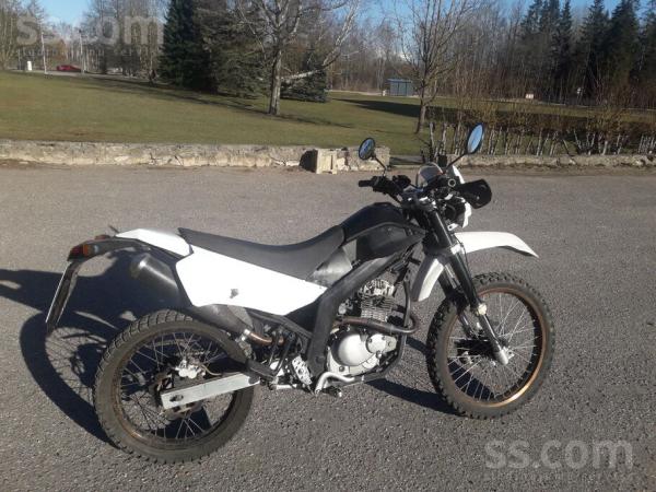 Suzuki DR 2013 Rīga, ar dzinēja tilpumu 0.13 L un nobraukumu 0 tūkst. km par 990 €, foto 5 vietnē AUTOMOTO.COM.LV
