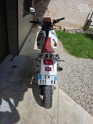 White Suzuki DR 1990 in Pasvalys, with an engine capacity of 0.75 L and mileage of 45 thousand km for 999 €, photo 8 on AUTOMOTO.COM.LV