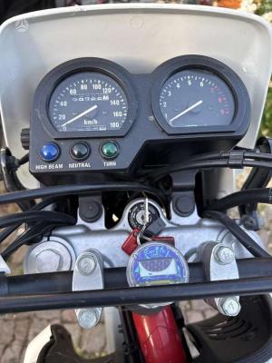 Balts Suzuki DR 1994 Klaipėda, ar dzinēja tilpumu 0.65 L un nobraukumu 29 tūkst. km par 1800 €, foto 14 vietnē AUTOMOTO.COM.LV