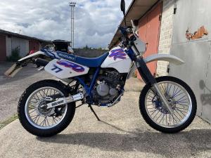 Balts Suzuki DR 1996 Klaipėda, ar dzinēja tilpumu 0.35 L un nobraukumu 10 tūkst. km par 3400 €, foto 3 vietnē AUTOMOTO.COM.LV