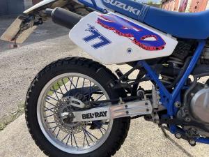 Balts Suzuki DR 1996 Klaipėda, ar dzinēja tilpumu 0.35 L un nobraukumu 10 tūkst. km par 3400 €, foto 10 vietnē AUTOMOTO.COM.LV