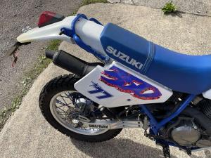 Balts Suzuki DR 1996 Klaipėda, ar dzinēja tilpumu 0.35 L un nobraukumu 10 tūkst. km par 3400 €, foto 12 vietnē AUTOMOTO.COM.LV
