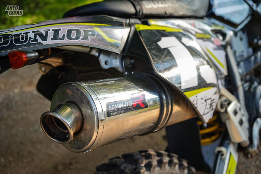 Melns Suzuki DR-Z 2004 Marijampole, ar dzinēja tilpumu 0.40 L un nobraukumu 11 tūkst. km par 4000 €, foto 17 vietnē AUTOMOTO.COM.LV