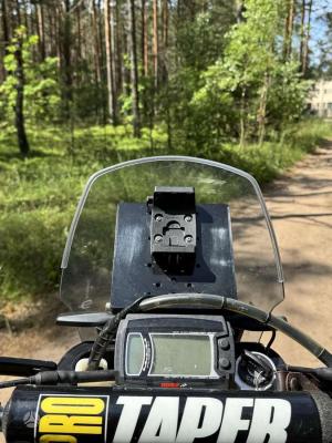 Черный Сузуки DR-Z 2005 в Вильнюс, объемом двигателя 0.40 л и пробегом 5 тыс. км за 4100 €, фото 6 на AUTOMOTO.COM.LV
