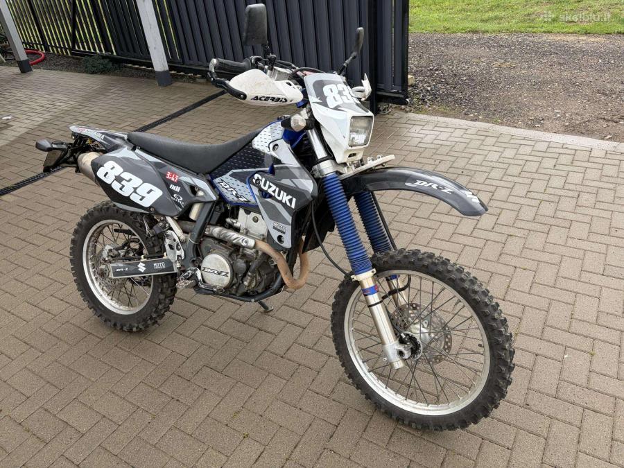 Blue Suzuki DR-Z 2003 in Vilnius, with an engine capacity of 0.40 L and mileage of 21 thousand km for 3300 €, photo 13 on AUTOMOTO.COM.LV