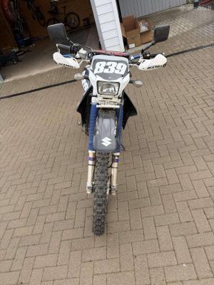 Blue Suzuki DR-Z 2003 in Vilnius, with an engine capacity of 0.40 L and mileage of 21 thousand km for 3300 €, photo 14 on AUTOMOTO.COM.LV