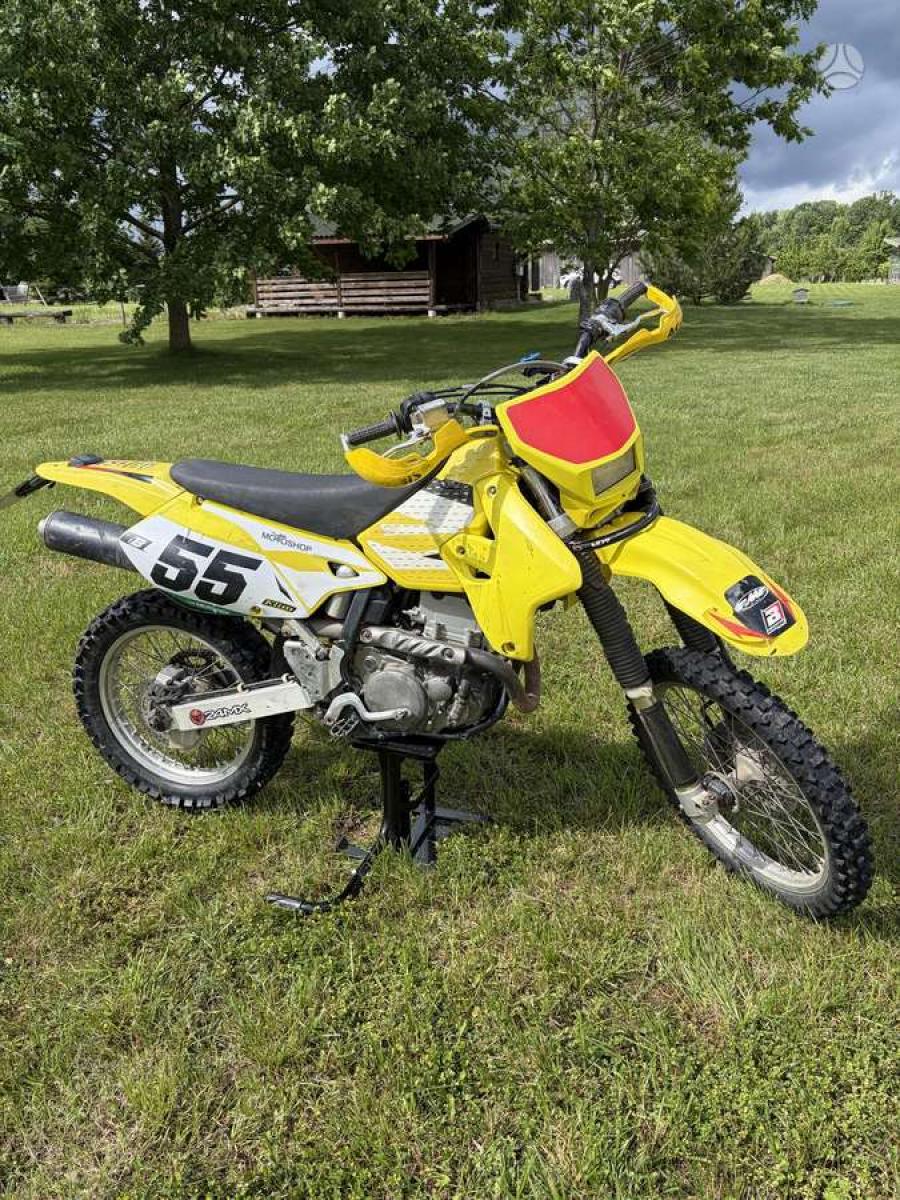 Dzeltens Suzuki DR-Z 2002 Kauņa, ar dzinēja tilpumu 0.40 L un nobraukumu 2 tūkst. km par 3000 €, foto 6 vietnē AUTOMOTO.COM.LV