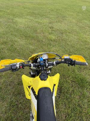 Dzeltens Suzuki DR-Z 2002 Kauņa, ar dzinēja tilpumu 0.40 L un nobraukumu 2 tūkst. km par 3000 €, foto 9 vietnē AUTOMOTO.COM.LV