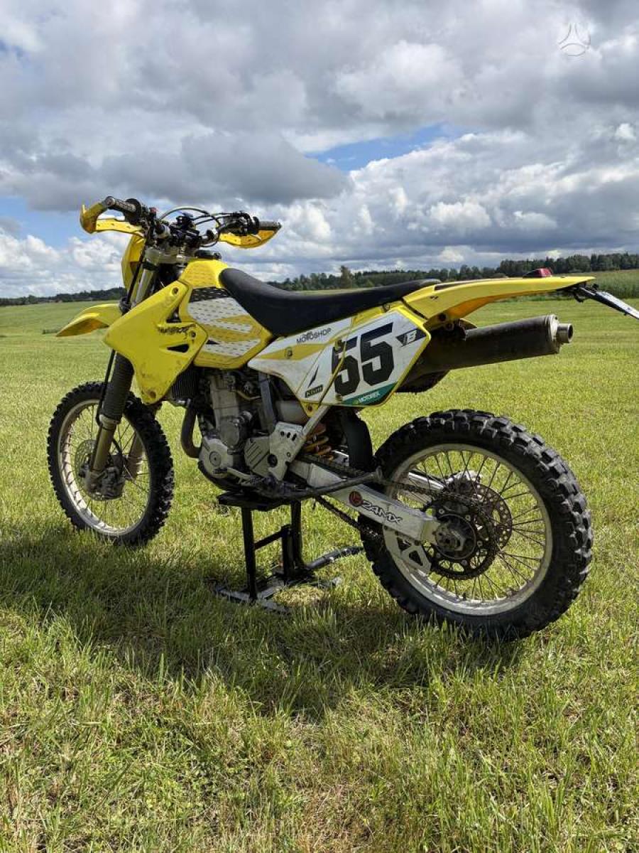 Dzeltens Suzuki DR-Z 2002 Kauņa, ar dzinēja tilpumu 0.40 L un nobraukumu 2 tūkst. km par 3000 €, foto 11 vietnē AUTOMOTO.COM.LV
