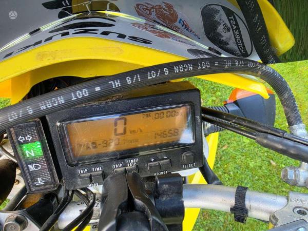 Желтый Сузуки DR-Z 2007 в Вильнюс, объемом двигателя 0.40 л и пробегом 24 тыс. км за 3999 €, фото 9 на AUTOMOTO.COM.LV