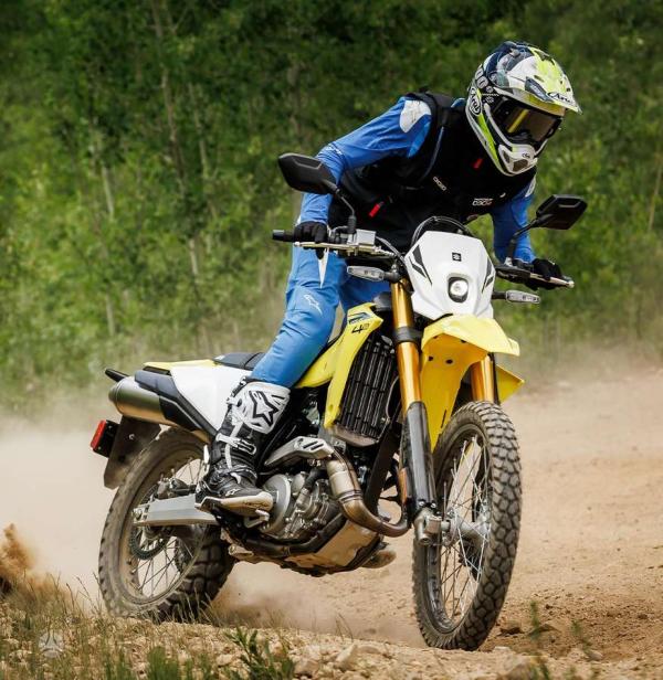 Yellow Suzuki DR-Z 2026 in Vilnius, with an engine capacity of 0.40 L and mileage of 0 thousand km for 8990 €, photo 11 on AUTOMOTO.COM.LV