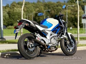 Blue Suzuki Gladius 650 2011 in Tallinn, with an engine capacity of 0.65 L and mileage of 34 thousand km for 3500 €, photo 4 on AUTOMOTO.COM.LV
